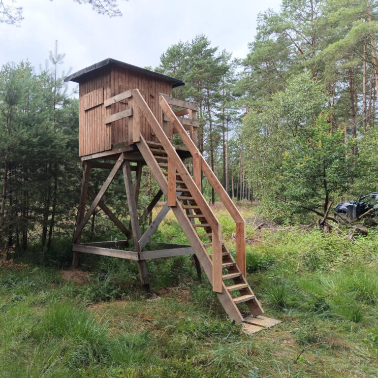 Schlafkanzel Brandfuchs: Komfortable Ansitzkanzel für die Jagd